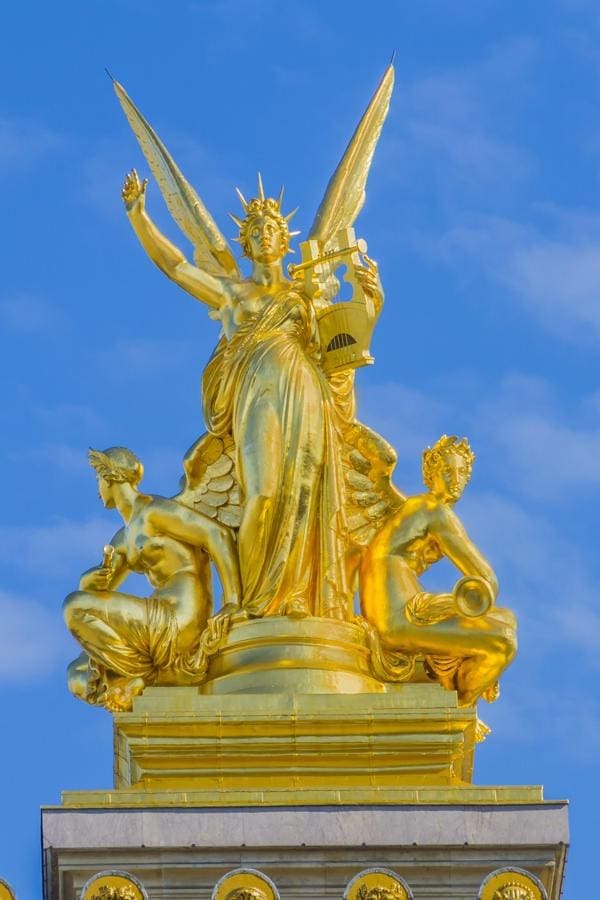 Gold leaf statues and monuments | Manetti Goldbeater