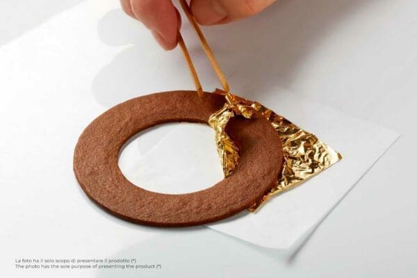 Edible 24k gold and silver: powder, leaf, glitter for food