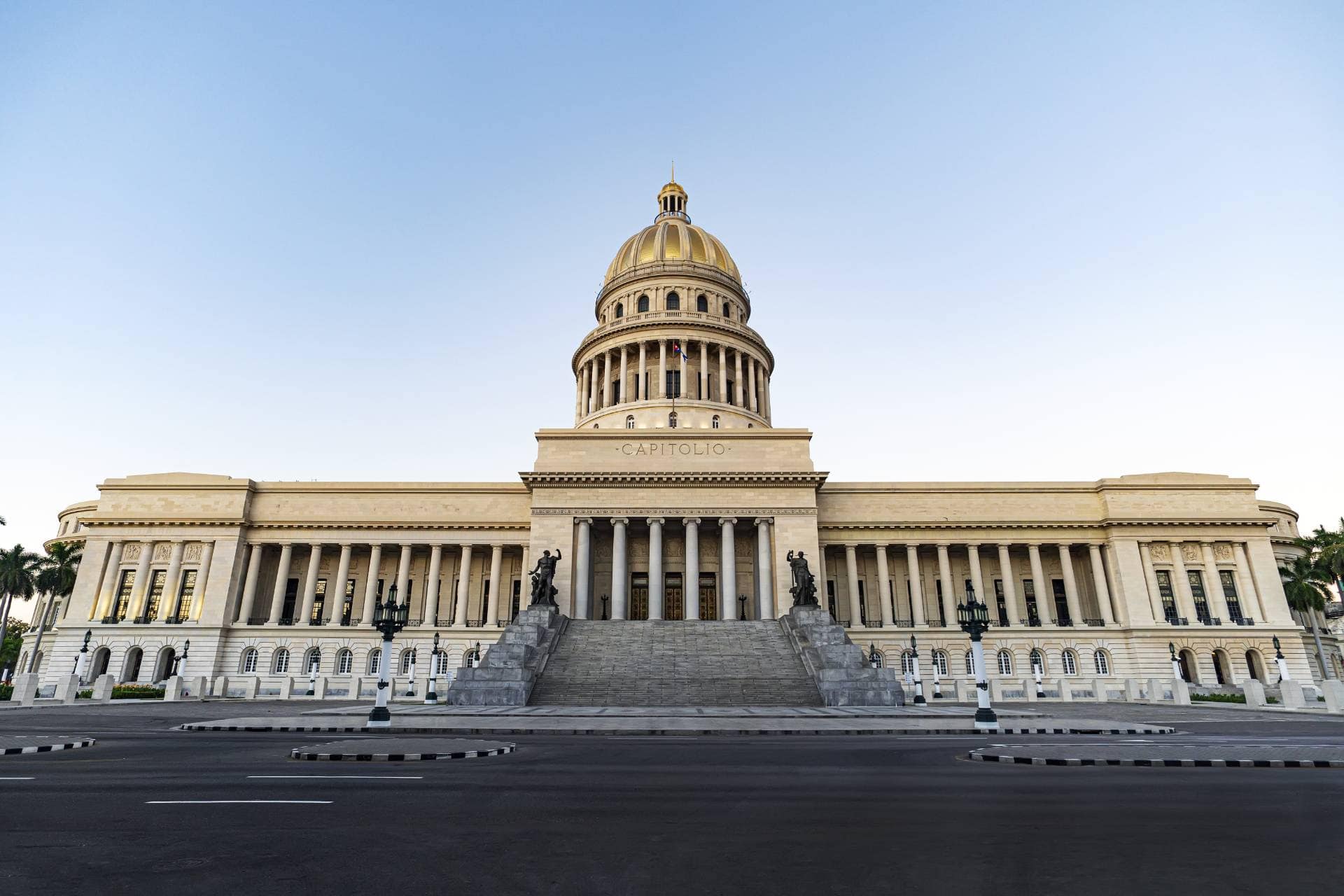 The the craft of the battiloro, a family history | Giusto Manetti Battiloro